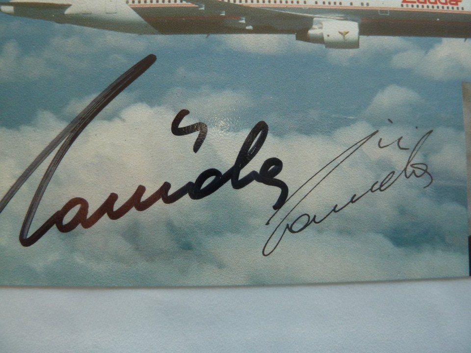 AUTOGRAMMKARTE NICKI LAUDA, ORIRINAL UNTERSCHRIFT, 14,5x10,5 AUF DINA4 ...