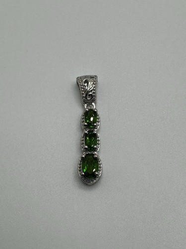 VINTAGE DJOY GREEN 3-STONE 925 STERLING SILVER PENDANT | eBay