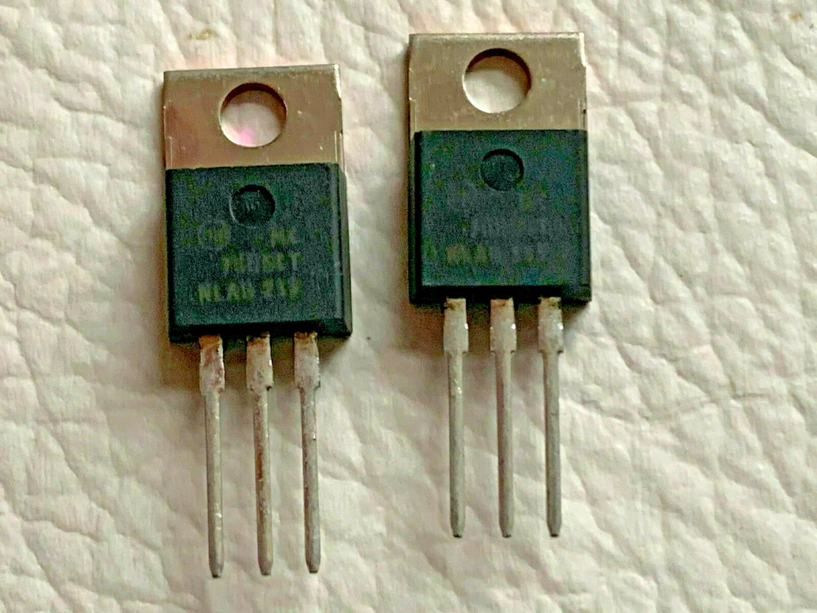 MC7805CT ON VOLTAGE REGULATOR TO-220 Positive 5 volt LOT OF 20 | eBay