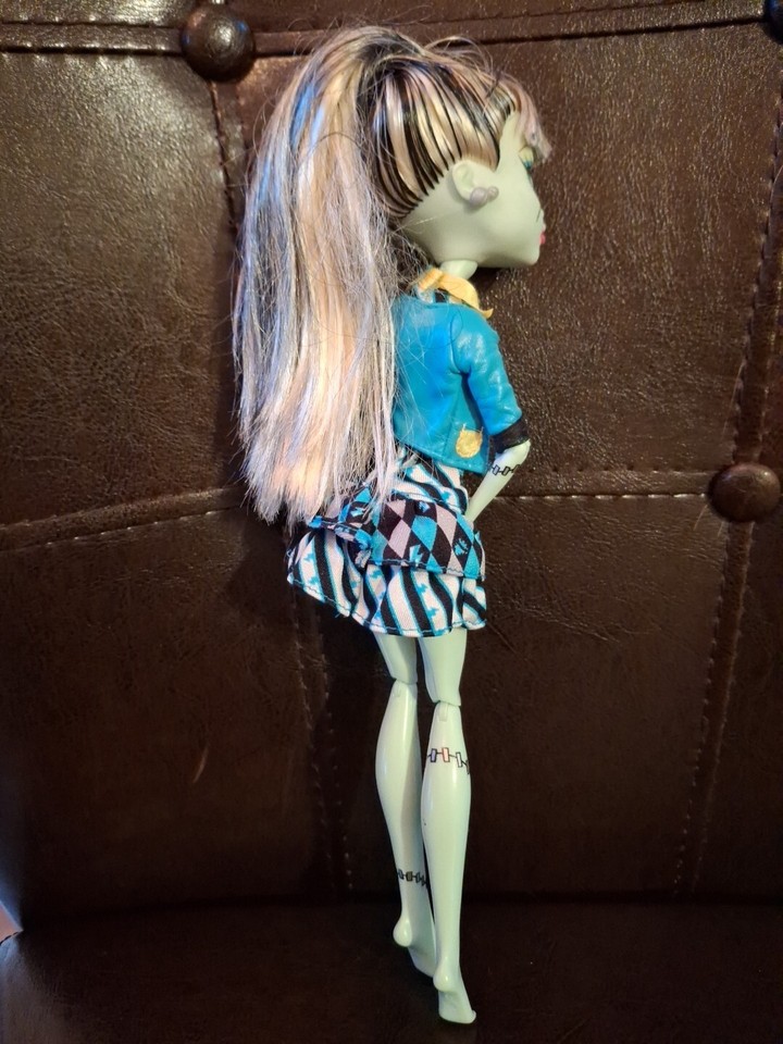 Frankie Stein Monster High Doll Arm Missing | eBay