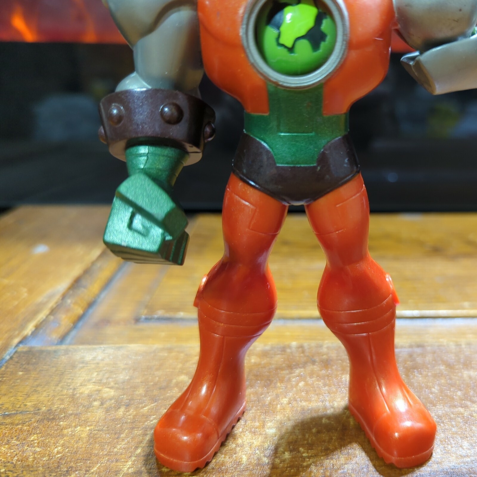 Mattel Metallo DC Comics Total Armor Brave & Bold Action Figure Toy ...