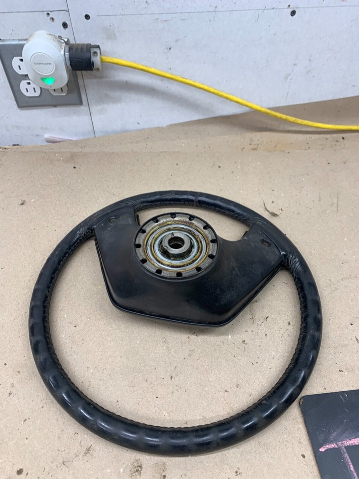 87 88 89 90 91 Ford Bronco F150 F250 steering wheel cruise control F350 ...