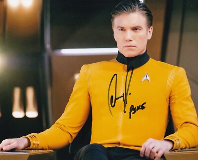 ANSON MOUNT signed Autogramm 20x25cm STAR TREK in Person autograph COA ...