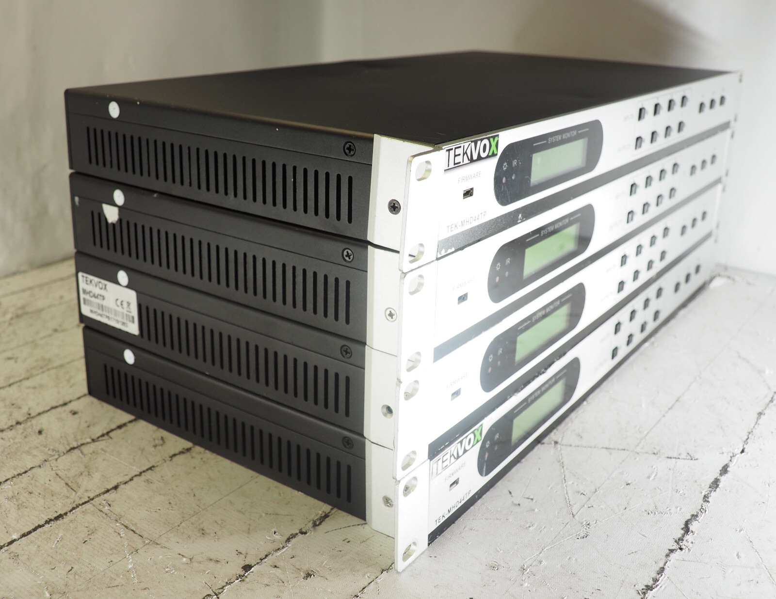 Lot of 4 TexVox TEK-MHD44TP 4x4 HDMI matrix switcher with HDBaseT ...
