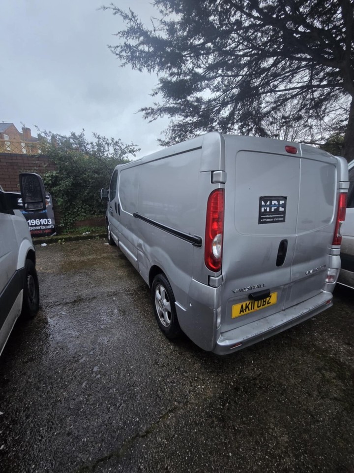 Van Vauxhall van silver 2011 CDTI | eBay UK