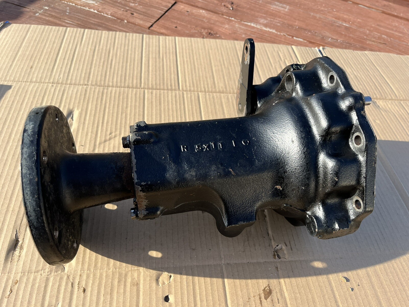 JOHN DEERE F1145 Mower Transmission Transaxle Left Side Axle Housing ...