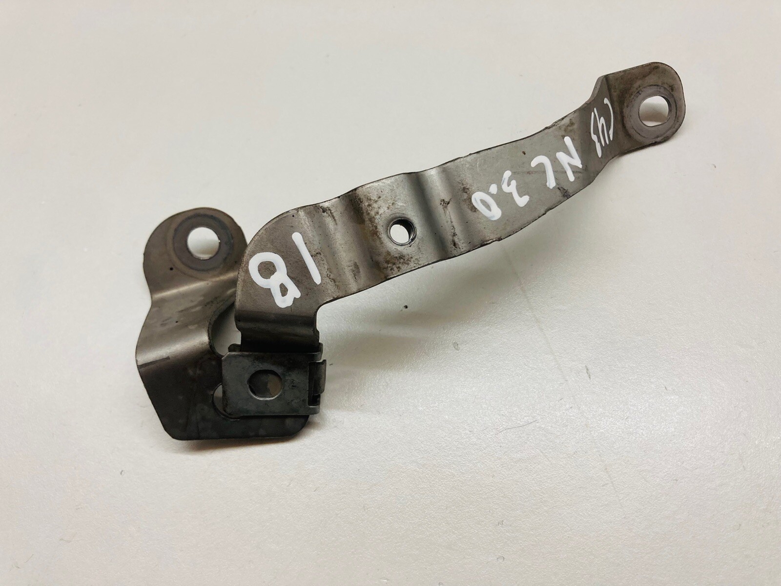 AIR CON PUMP CLAMP MERCEDES W205 AMG C43 3.0 PETROL OM276.823 ...