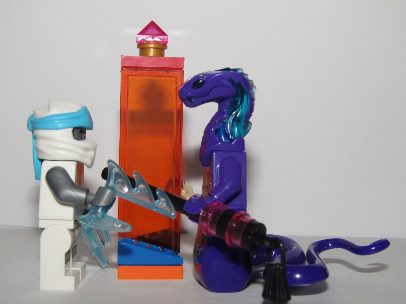 Lego Zane Ninja limited edition ninjago & Purple Serpentine minifigura ...