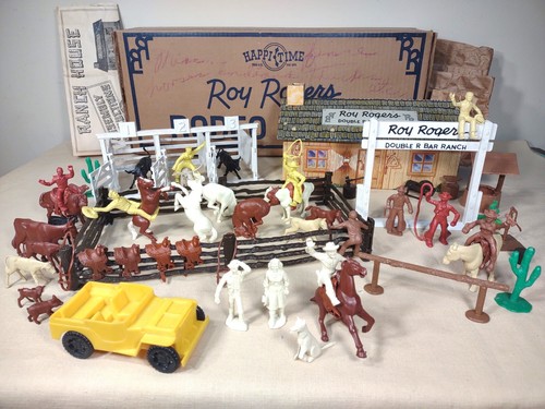 MARX HAPPI TIME ROY ROGERS RODEO RANCH PLAYSET WITH NELLYBELLE JEEP IN ...