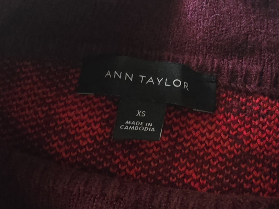 Ann Taylor Red and Black Houndstooth Highneck Sweater, soft Cotton ...