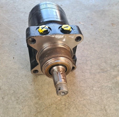 Parker Hydraulic wheel Motor Toro Dingo 320D 222 220 322 323 | eBay