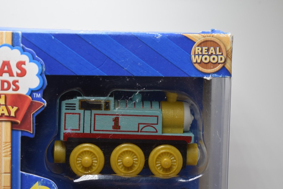 Thomas Engine Gift Pack Special Edition Thomas & Friends Wooden Railway ...