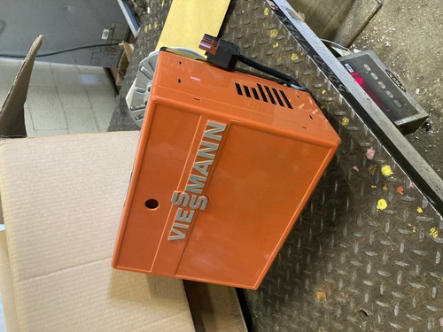 Viessmann Oil Burner Kit for Chimney Vent 1.45-2.95GPH , Riello 40 F10 ...