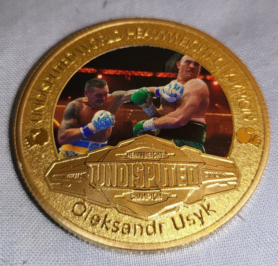 Usyk Gold Coin Signature Ukraine Russian War Soldier Boxer Boxing Belt ...