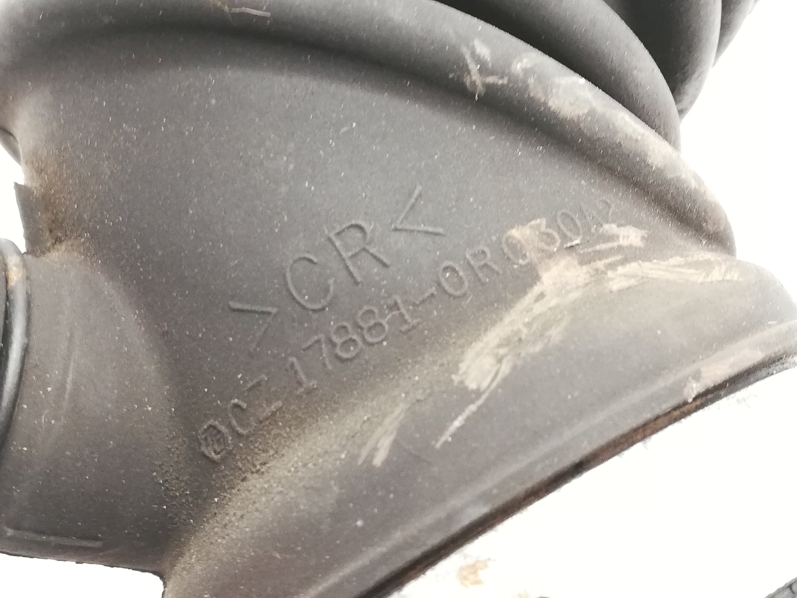 TOYOTA AVENSIS Estate T27 2.2 D-4D ADT271 Air supply hose pipe 17881 ...