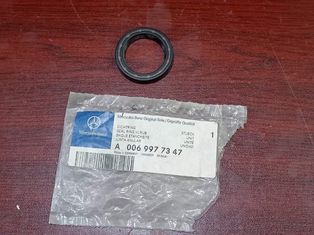OEM Auto Trans Reaction Valve Seal 0069977347 for MERCEDES 1971-2006 ...