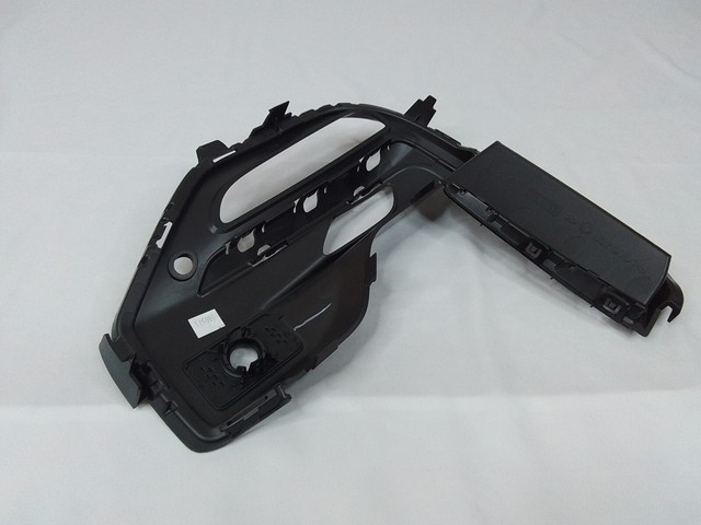 Genuine BMW X5 Series G05 M Front Fog Light Lamp Cover Right O/s ...