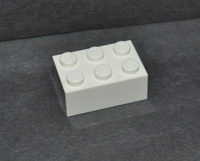 lot of 13 assorted white LegoFriends bricks -2X4,2X6,2X3 combined ship ...