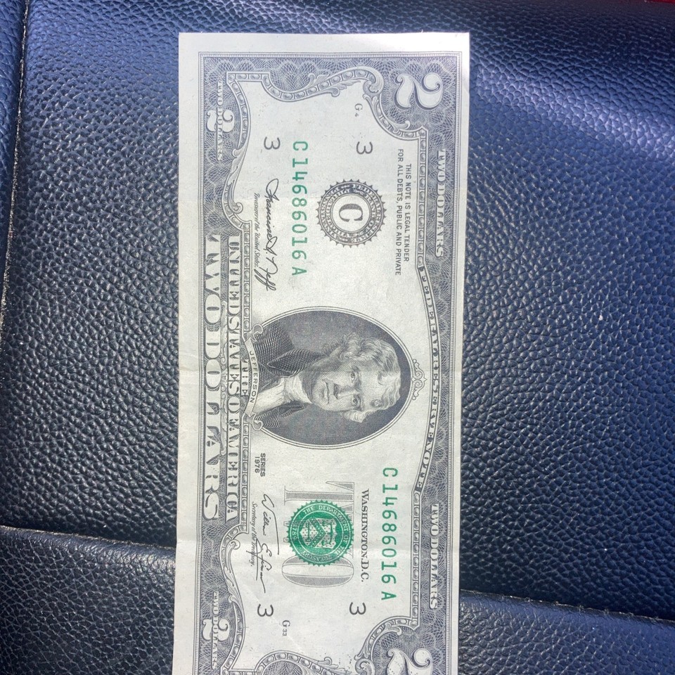 2 DOLLAR BILL 1976 RARE MISPRINTED TREASURY SEAL & SERIAL NUMBER | eBay