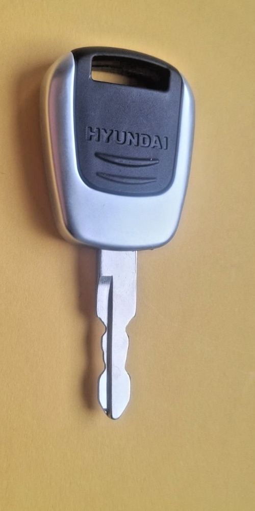 HYUNDAI DASH 9 Excavator Key Ignition Keys fast, free delivery | eBay UK