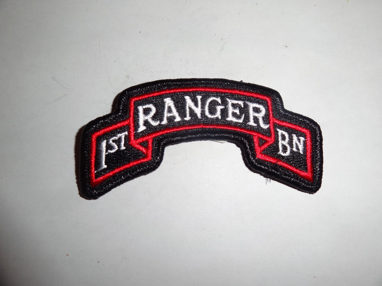 PATCH MILITARY SHOULDER TAB 1ST RANGER BATTALION SCROLL COLORED SEW ON ...