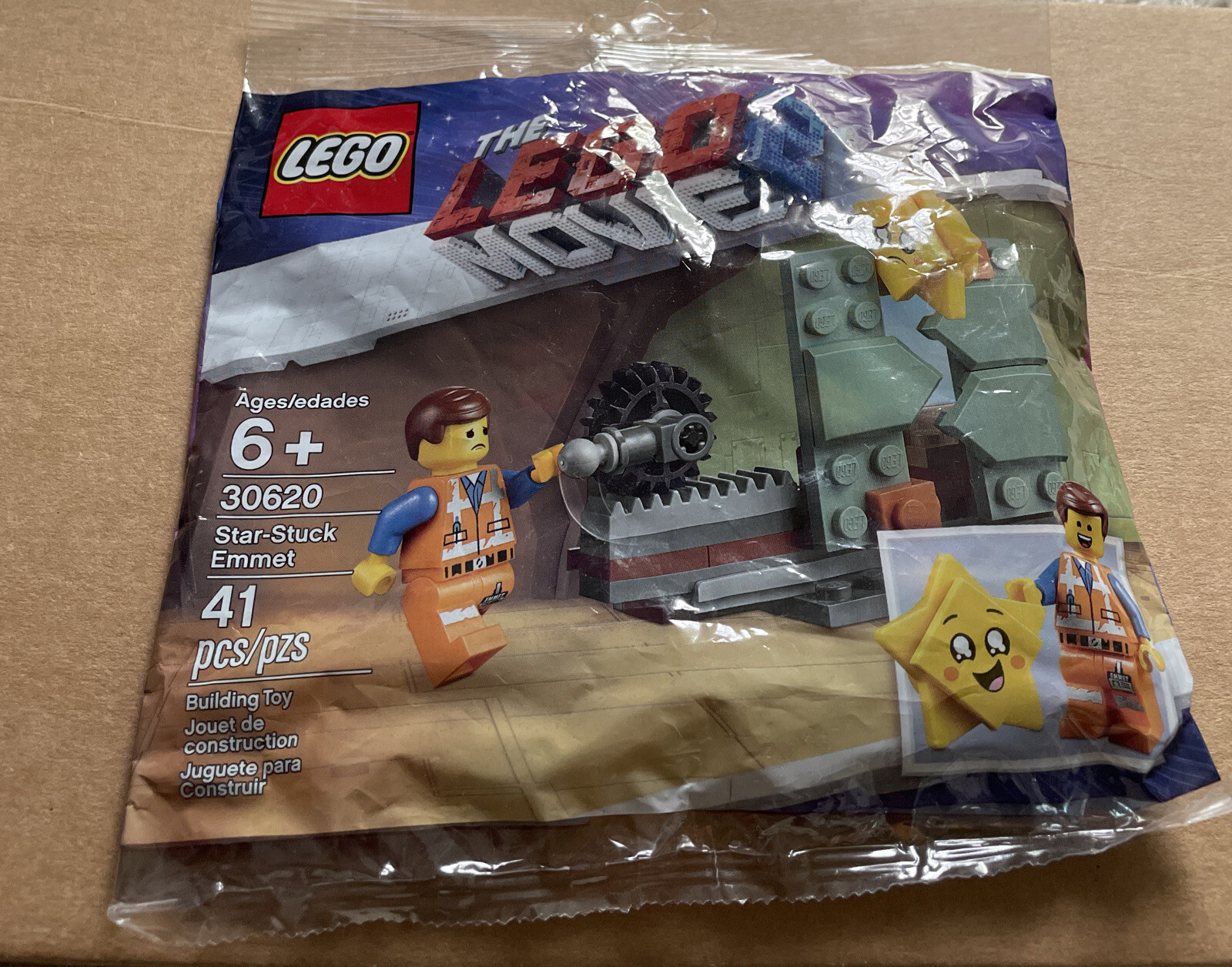 Lego Movie 2 Emmet Minifigure Set New #30620, Exclusive Star (Struck ...