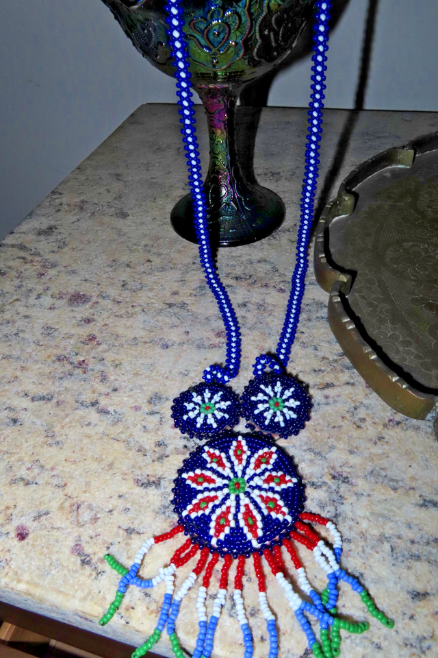 Vintage Native American Hand Craft Beaded Medallion Necklace Blue ...