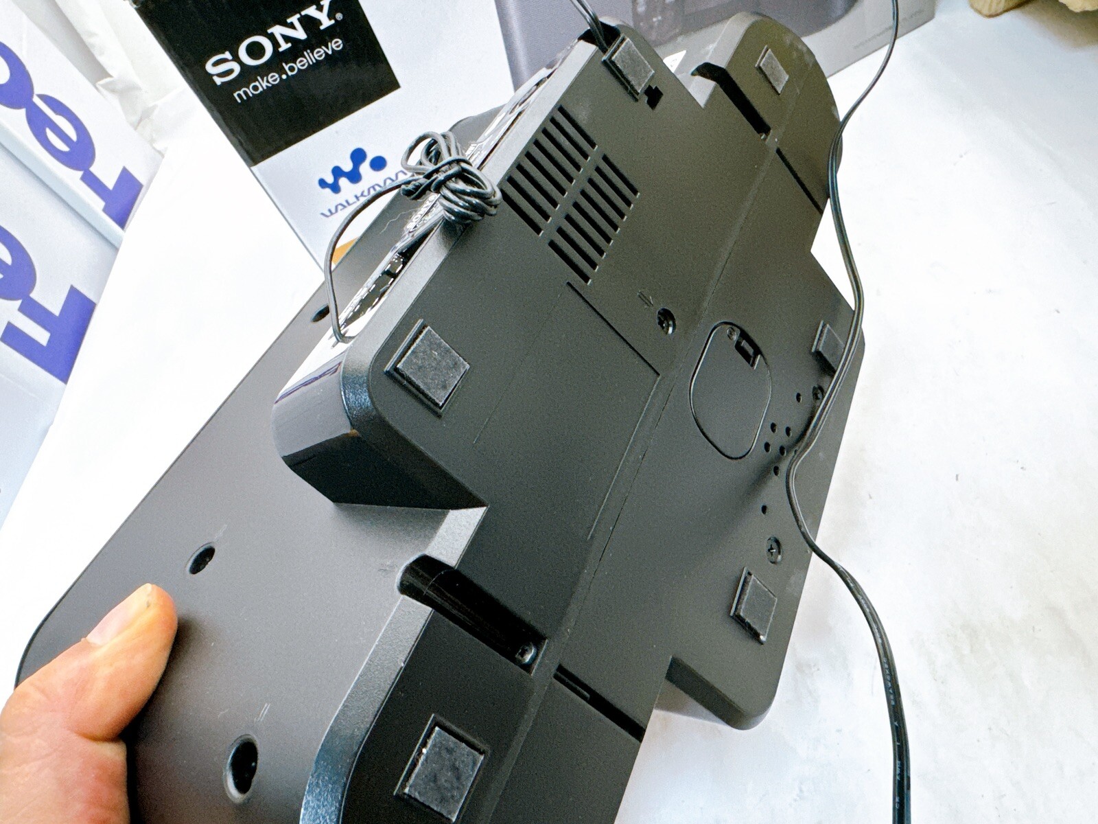Sony RDP-NW1 WM-Port Speaker Dock with Alarm Clock & Walkman Used ...