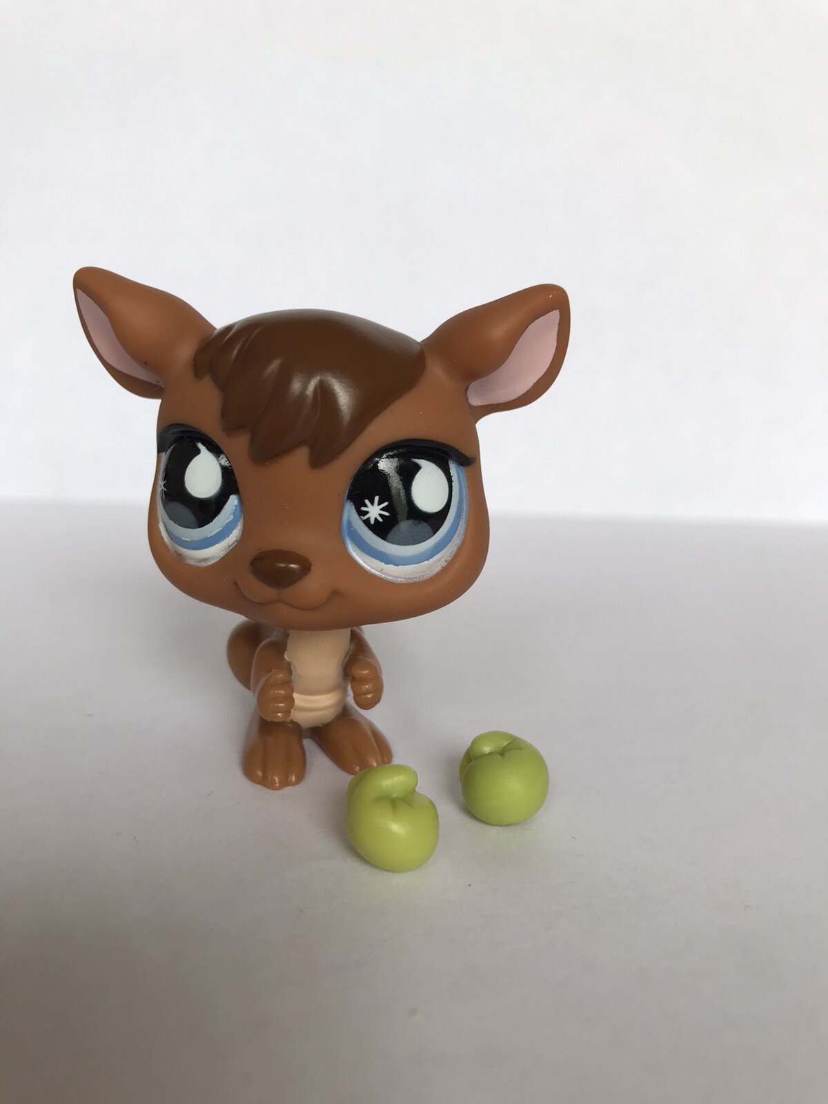 LPS Littlest Pet Shop Kangaroo With Removable Boxing Gloves #682 Good ...
