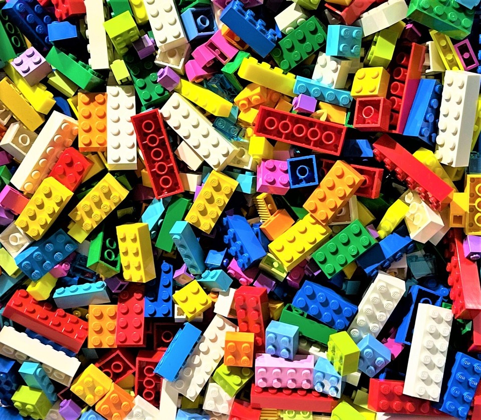 100 LEGO Basic Bricks Blocks Sizes 1x1 1x2 2x2 2x3 2x4 bulk lot mix ...