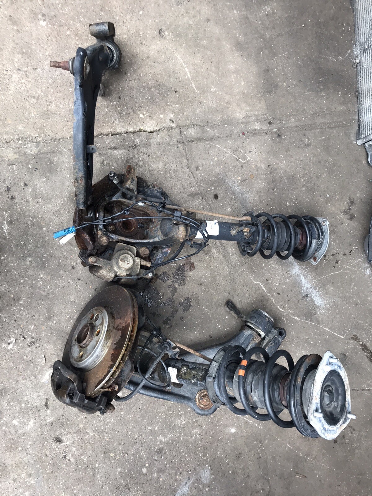 2011 R56 Shocks & Springs & Strut Leg Left/right Mini Co 120 Each or ...