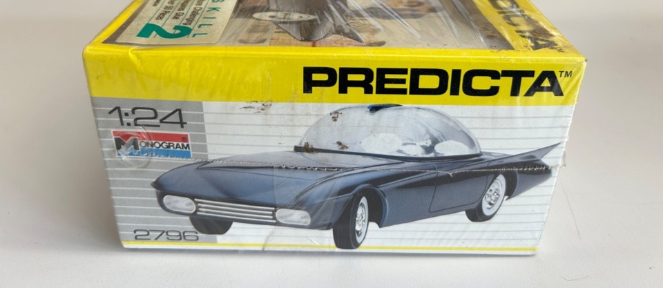 Monogram Predicta Plastic Model Car Kit 2796 1/24 Parts Sealed! | eBay