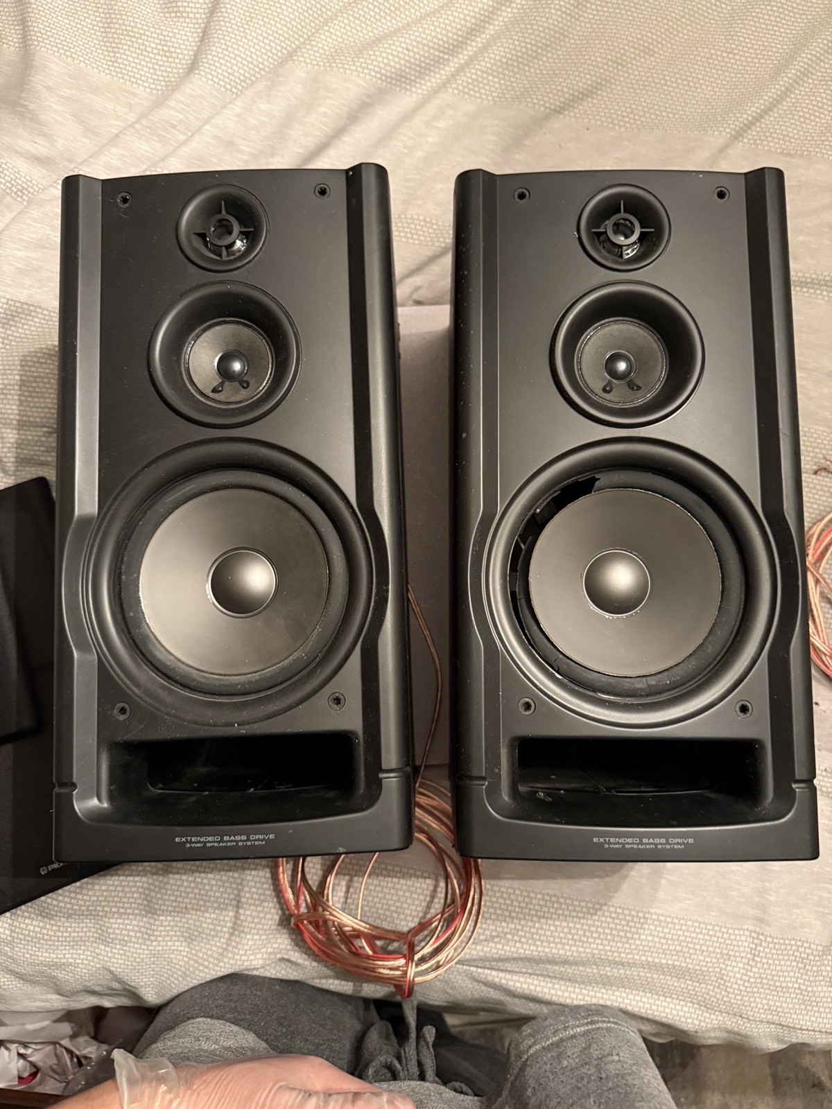 Pair 2 VINTAGE Pioneer S-P720D SPEAKER SYSTEM. 90 w. Not Tested. Parts ...