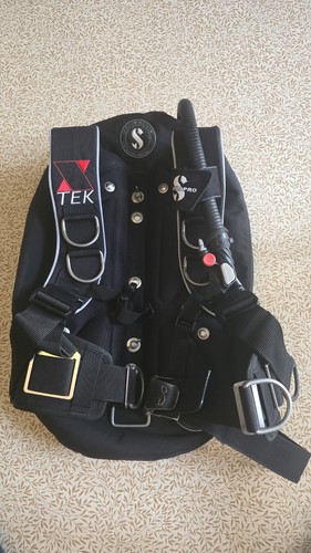 Scubapro Diving Wing Setup With Single Tank Donut, Xtec Harnes & Alloy ...