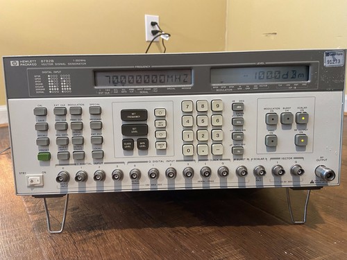 HP Hewlett Packard Agilent 8782B Vector Signal Generator 1-250 MHz ...