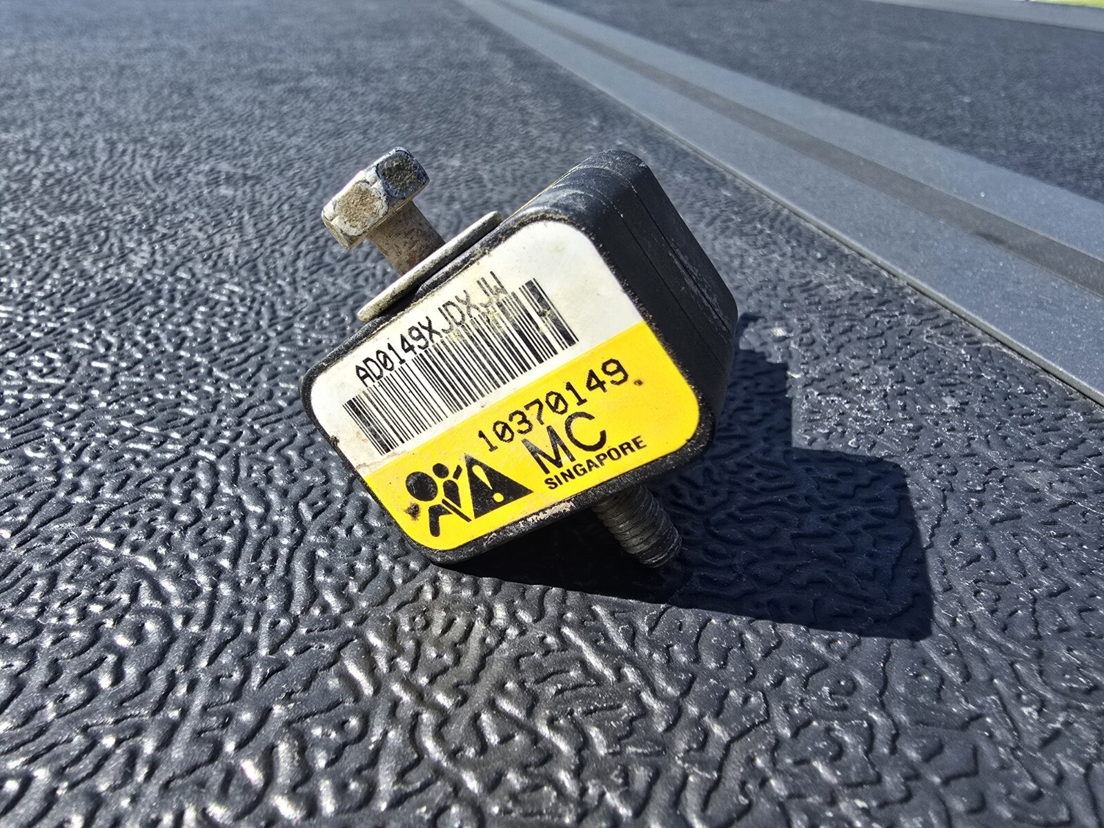 05 06 2005 2006 GM Silverado Yukon Sierra Tahoe Escalade Impact Sensor ...