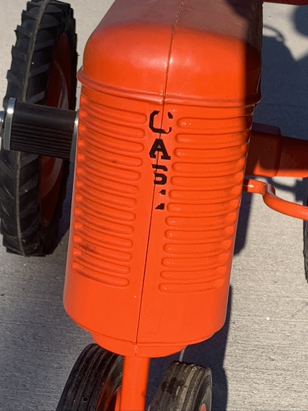 Eska Case Vac Pedal Tractor | eBay