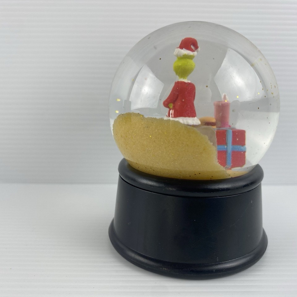 McDonalds Dr Seuss The Grinch Meal Grinch Snow Sand Globe New In Box ...