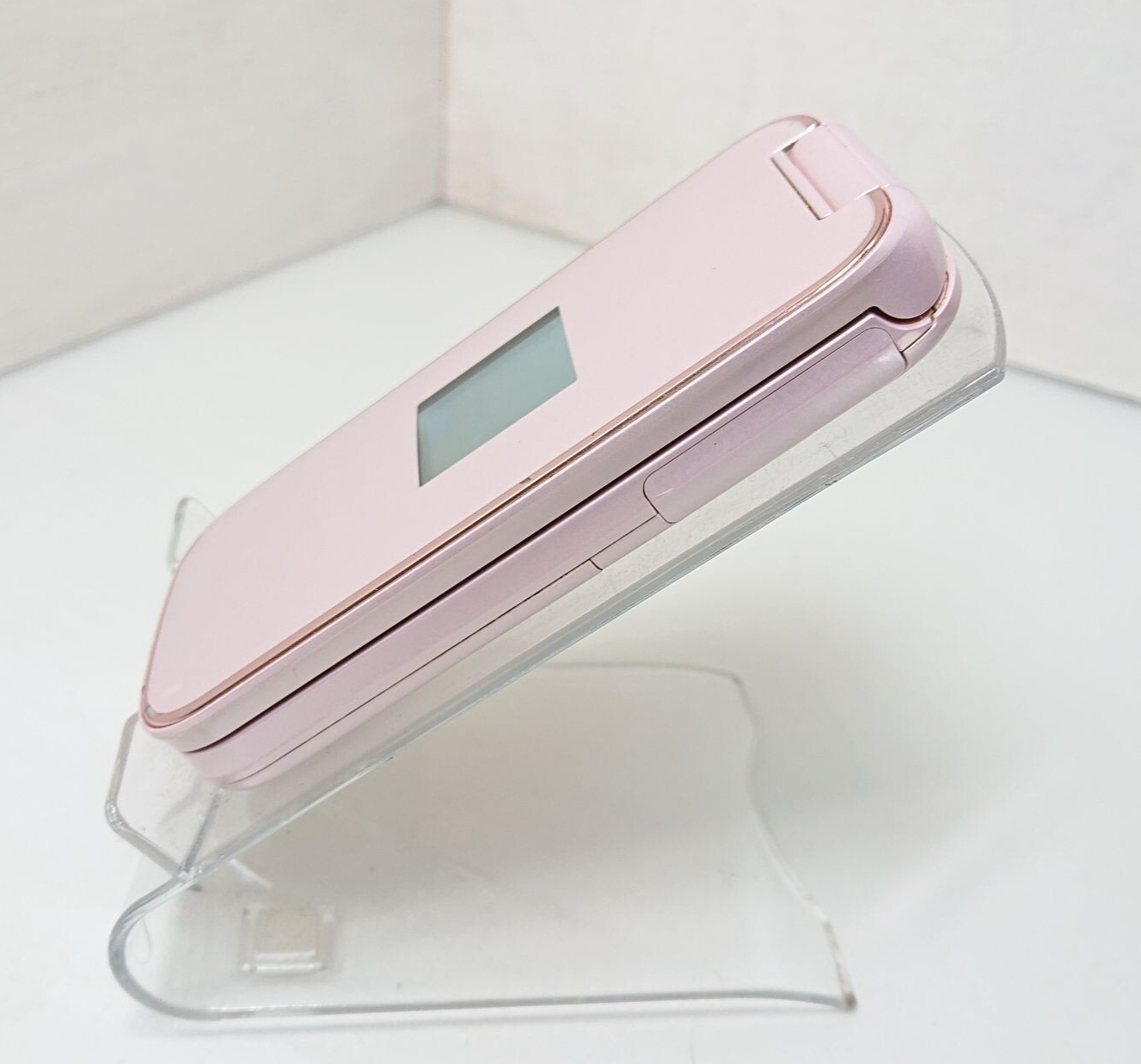 Fujitsu docomo F-01G Pink Raku-Raku Phone Basic 4 Japanese Flip Phone ...