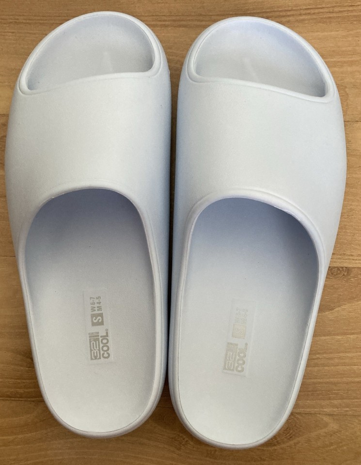 Unisex 32 Degrees cool Cushion Slides Sandals Lightweight, W 6-7 / M 4 ...