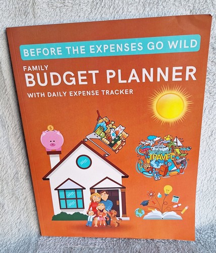 2 Family Budget Planner: Before the Expenses Go Wild - Monthly ...