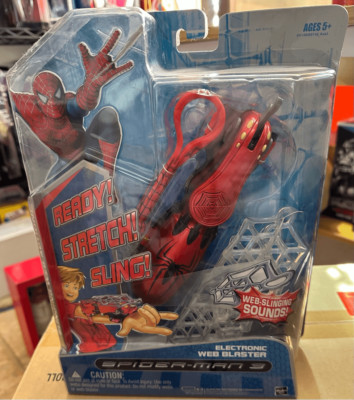 SPIDER-MAN 3 Electronic Web Blaster w/ Web Slinging blasting sounds ...