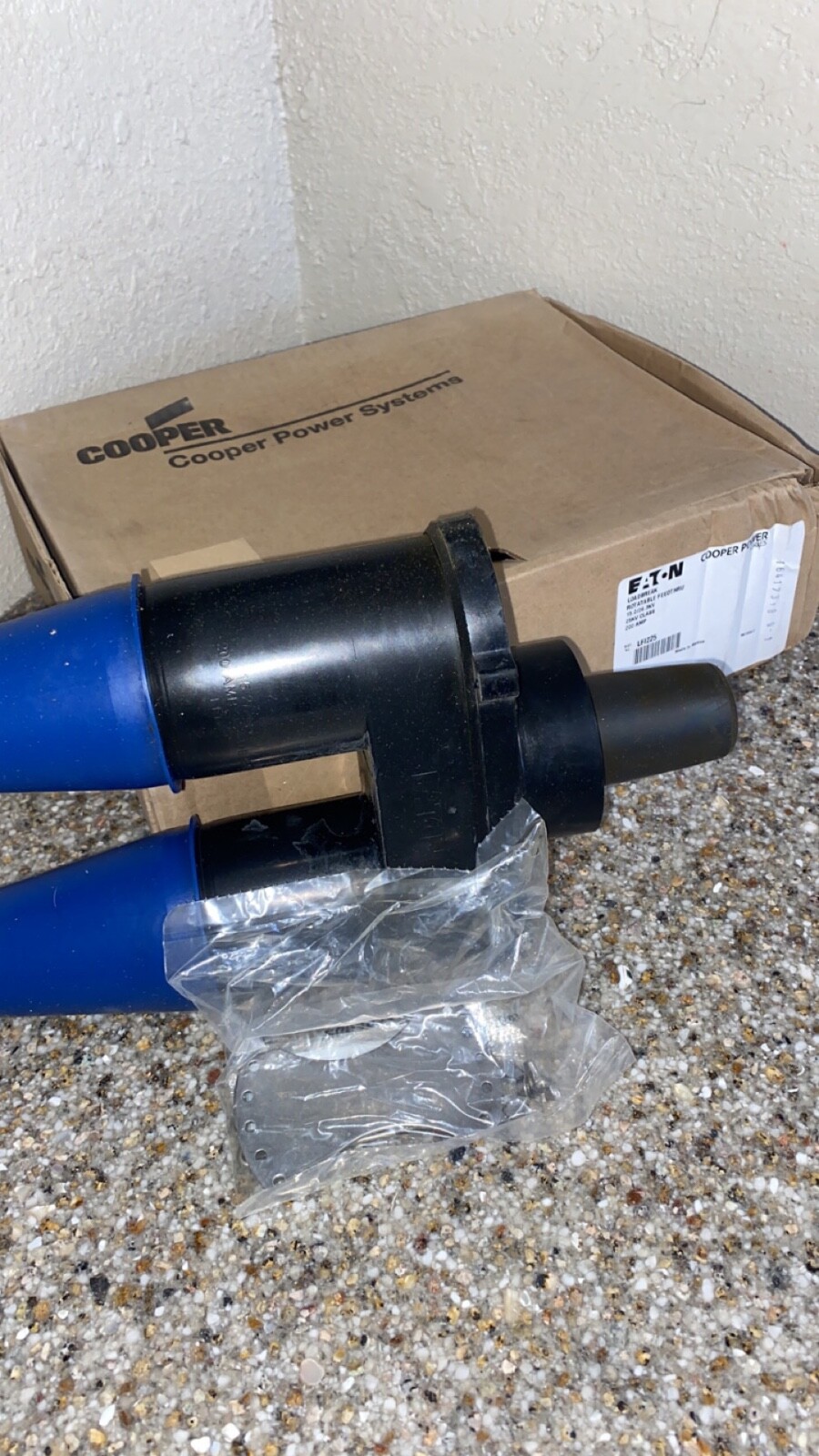 Eaton Cooper Power Series Loadbreak Rotatable Feedthru Insert (LFI225 ...