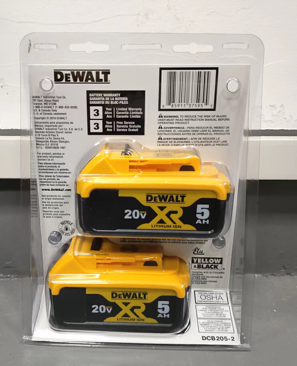 2 Pack Dewalt DCB205 20 volt Lithium 5.0 amp battery DCB205-2 New