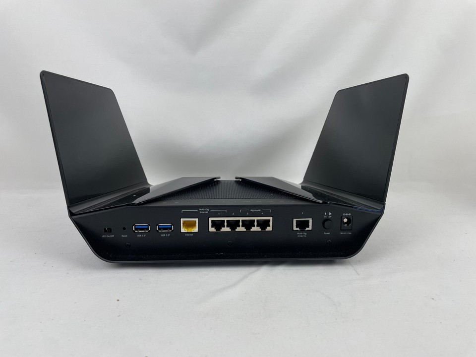 NETGEAR Nighthawk RAXE500 AXE11000 Tri-Band WiFi 6E Wireless Router ...