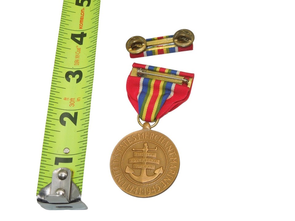 Original WWII USMM Merchant Marine Victory Medal & Ribbon Bar 1941 ...