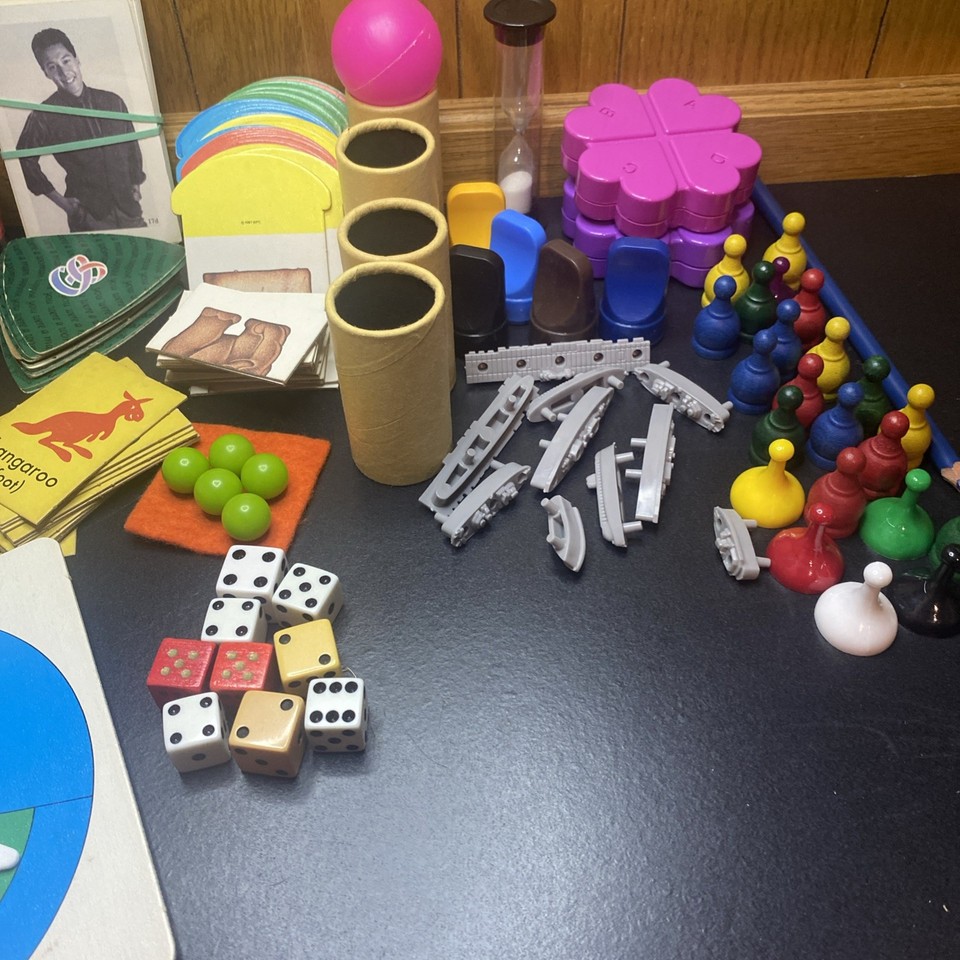 Mixed Lot of Gaming Dice & Board Game Pieces Tokens Toys Vintage ...