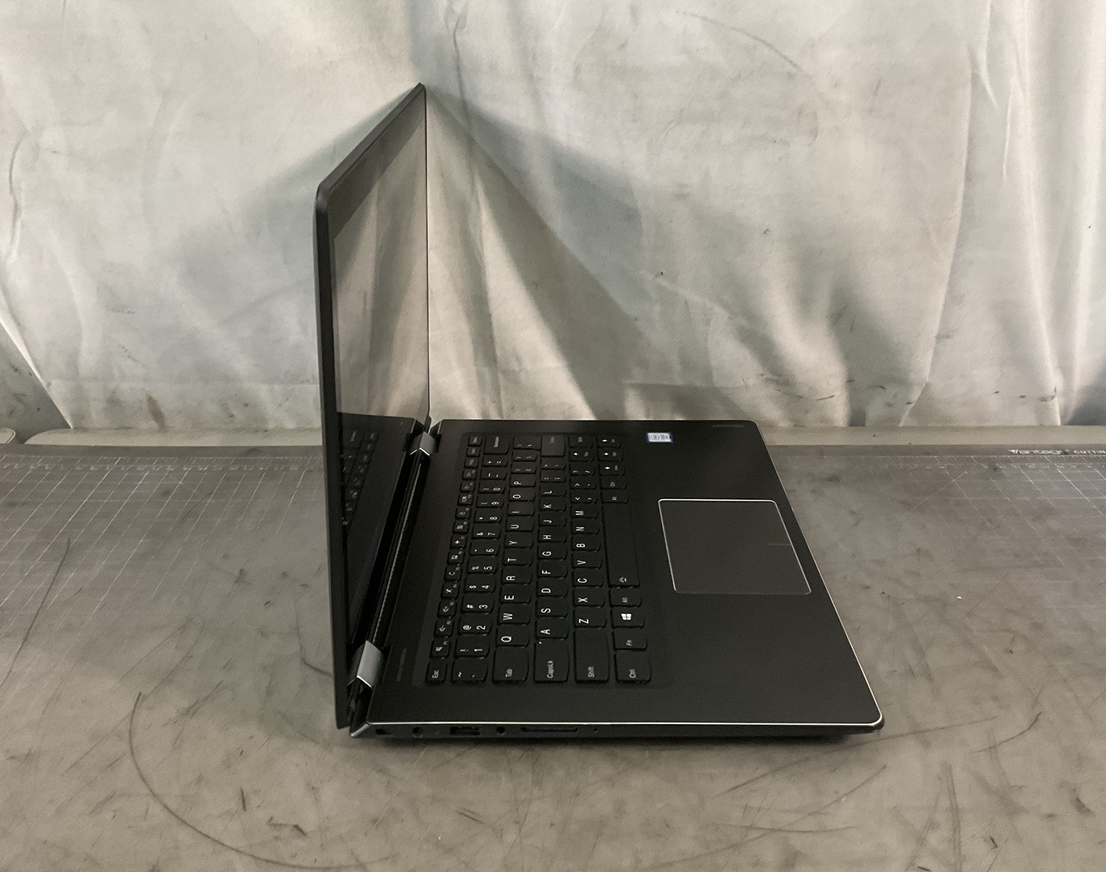 Lenovo IdeaPad Flex 4-1470 14" Touch i5-6 2.3GHz 8GB 256GB SSD 2-In-1 ...