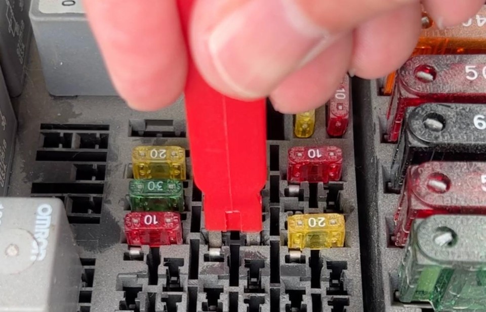 LISLE 55040 Automotive Mini & ATO Fuse Puller Pliers & Terminal Cleaner ...