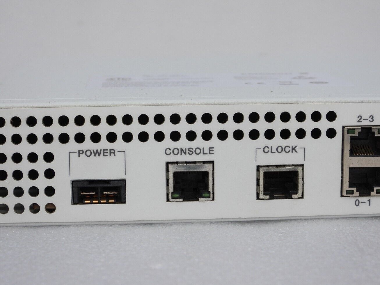 ERICSSON TYPE SIU-02 SITE INTEGRATION UNIT NETWORK SWITCH KDU 137 596/2 ...